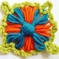 Making Different Shapes on Round Flower Looms » Knitting-and.com